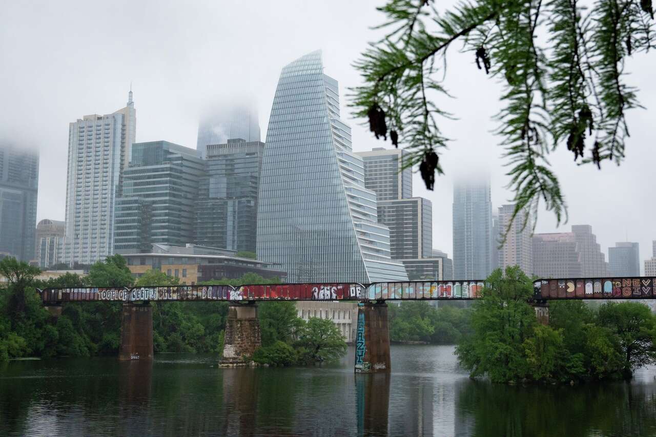 Austin weather live updates: Flood watch in effect until Tuesday, heavy ...