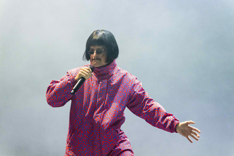 Oliver Tree shared exactly where his money would go after his death, 2 ...