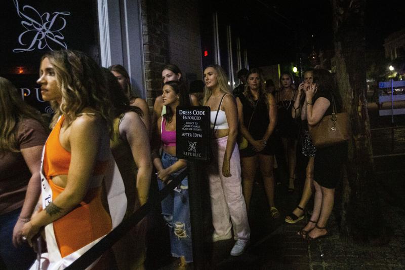 Upper King Street bar from Bravo TV show operated illegal tip pool, new ...