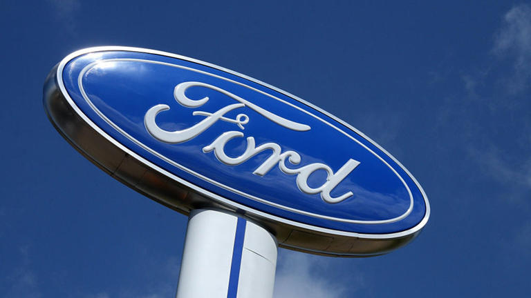 Ford recalls 250K Focus models due to engine stalling problem