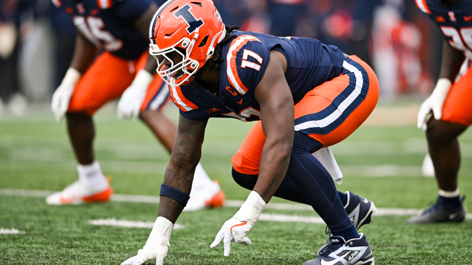 Injuries mount for Patriots' Gabe Jacas, NFL's only unsigned second ...