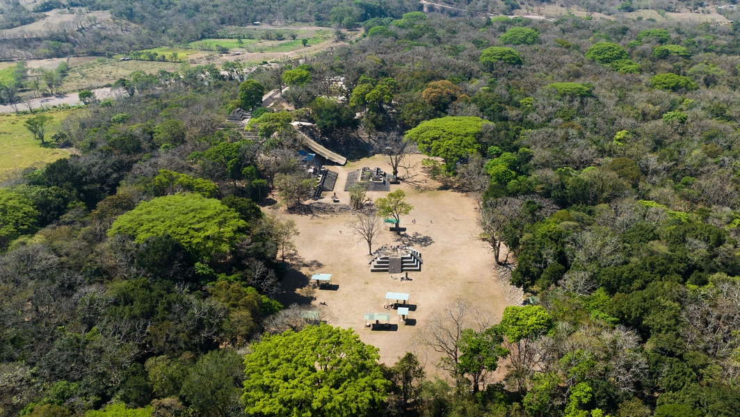 Maya civilization: Continuity, change, and collapse