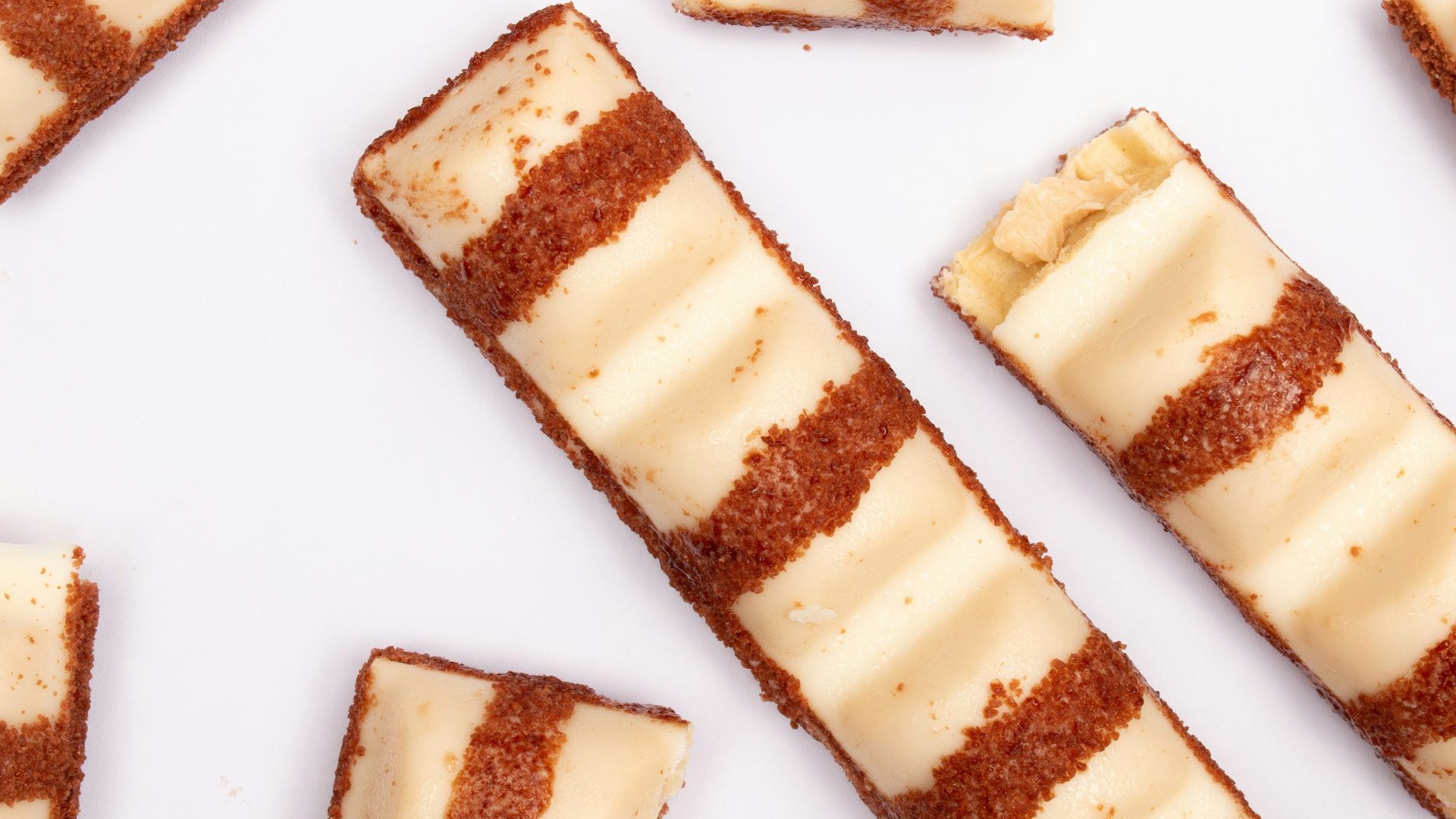 20 European snacks every American tourist immediately hunts for