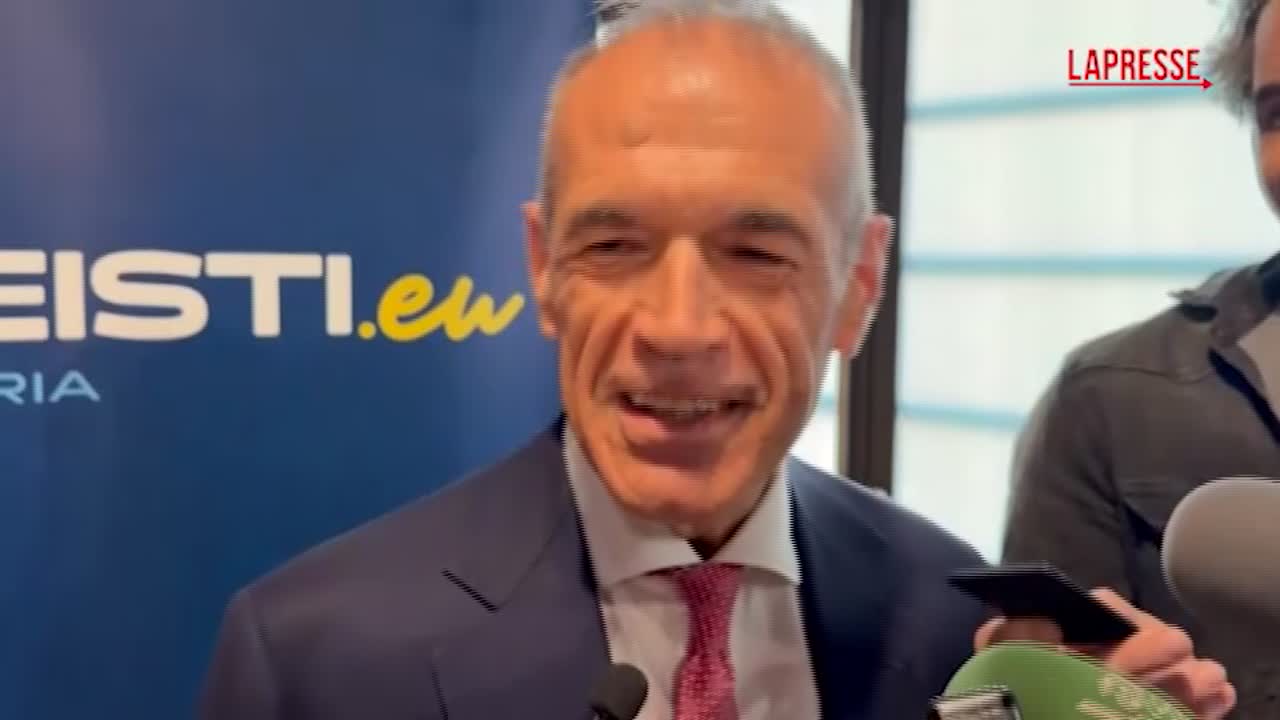 Milano, Cottarelli: "Io candidato sindaco per il centro? Ci penserei"