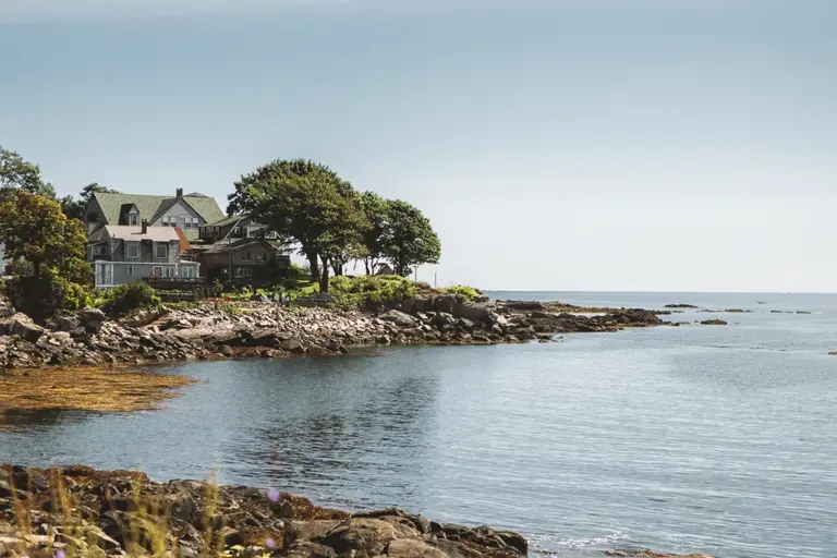 Is this tiny coastal town in Maine actually the prettiest village in ...