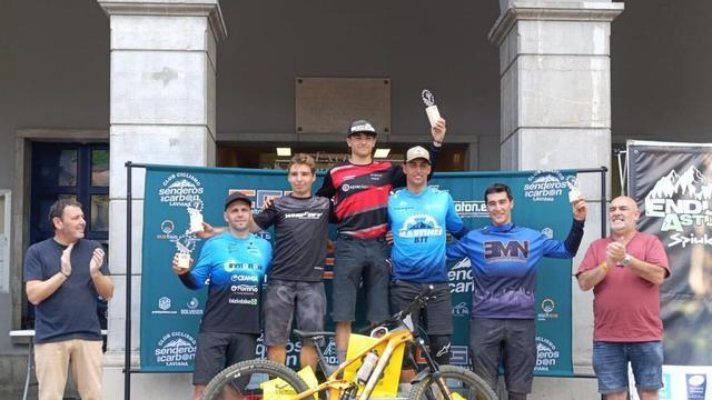 Bicicletas a la carrera por los senderos del carbón: Laviana reunió a ...
