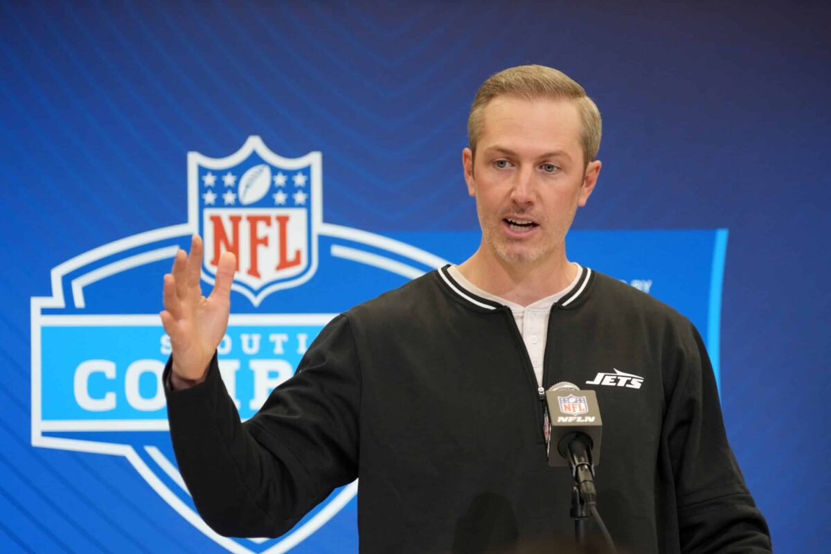 New York Jets: Reward underrated blocker with top-10 salary at position