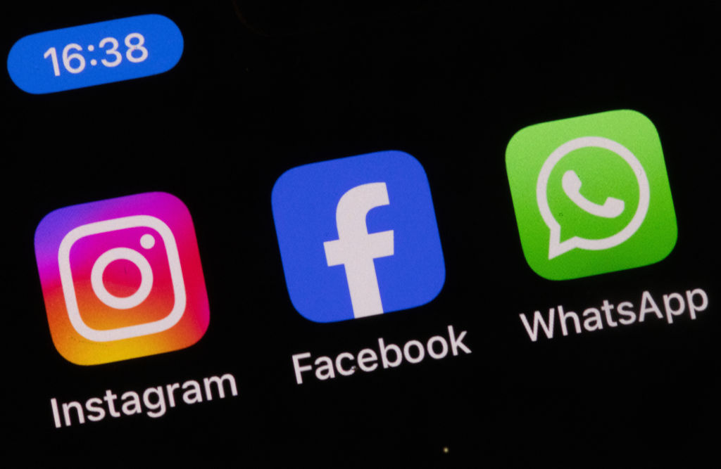 Meta’s new ‘AI mode’ on Facebook pulls from public info across its ...