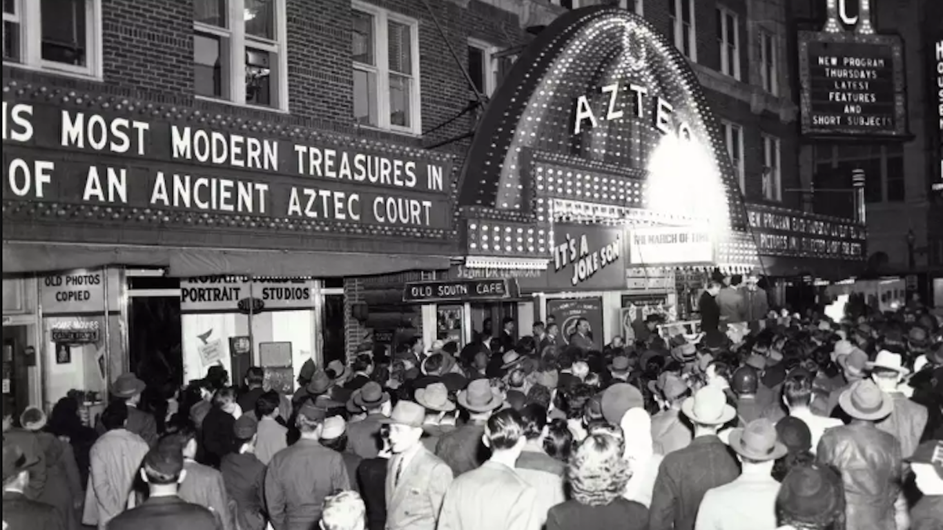 Historic theaters take center stage this summer