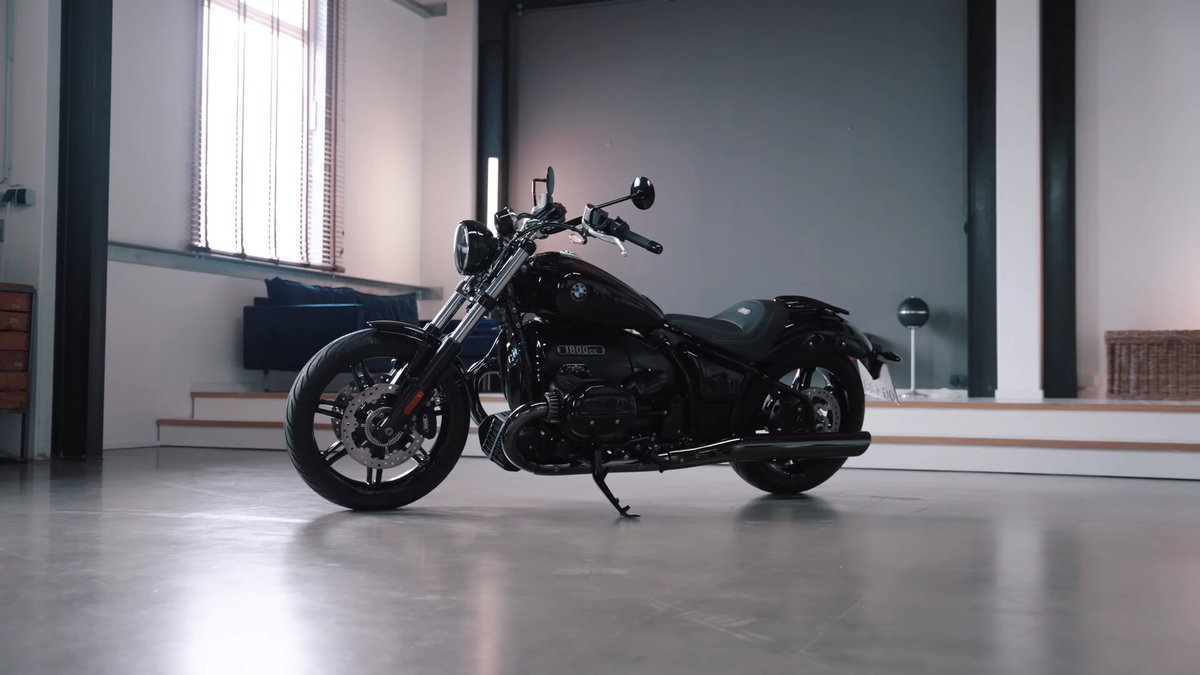 10 Iconic Retro Motorcycles That Are Still Continuing to Sell
