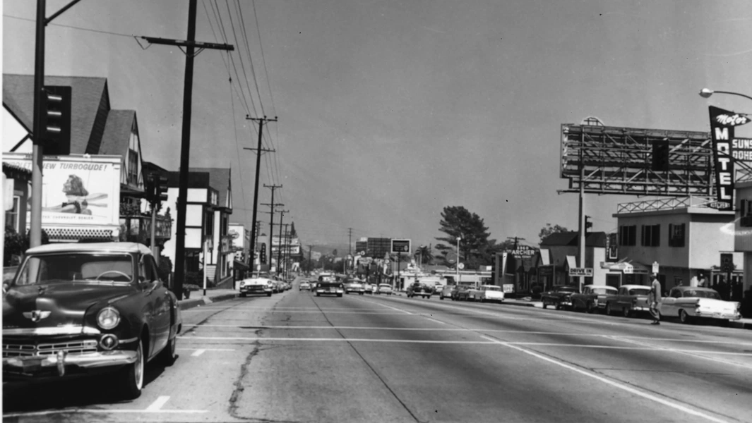1970s cruising, car culture, and the leaded gas era