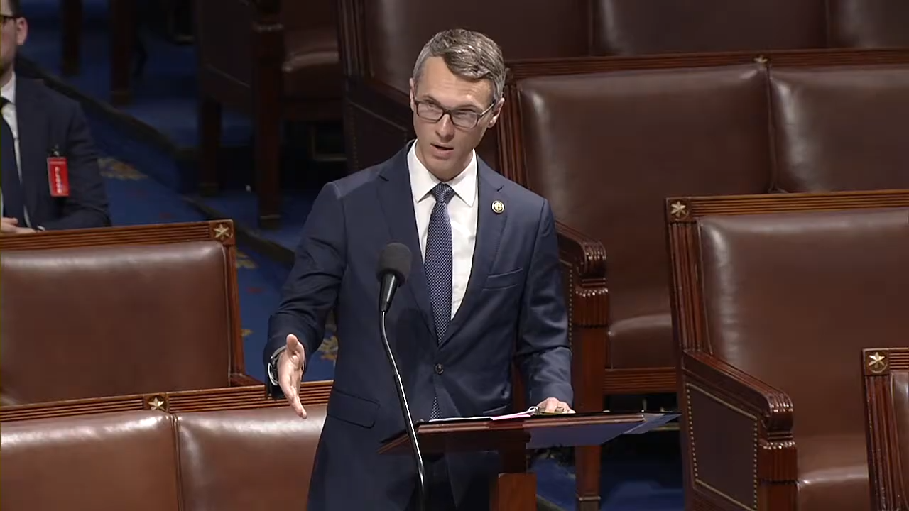 'President Trump pardoned him': Rep. James Walkinshaw turns the tables ...