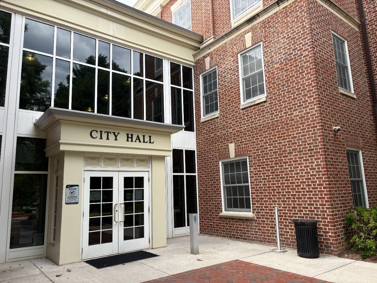 Pay raises, green building policy under consideration by Fairfax City ...