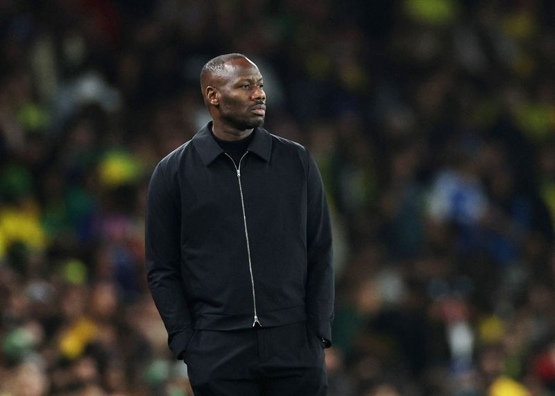 Soccer-France game full-circle moment for Senegal's player-turned-coach ...
