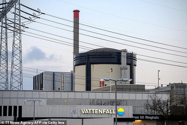 Rolls-Royce wins contract to build Swedish mini nuclear power stations