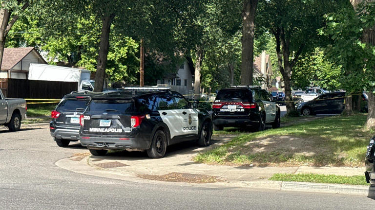 Police seek suspect who shot at officers in north Minneapolis; shelter ...