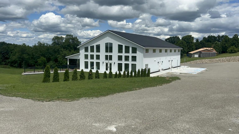 New wedding and event hall, Crescent Acres, to host open house event