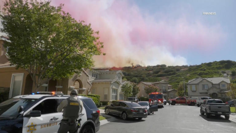 Evacuation orders issued for Max Fire in Stevenson Ranch