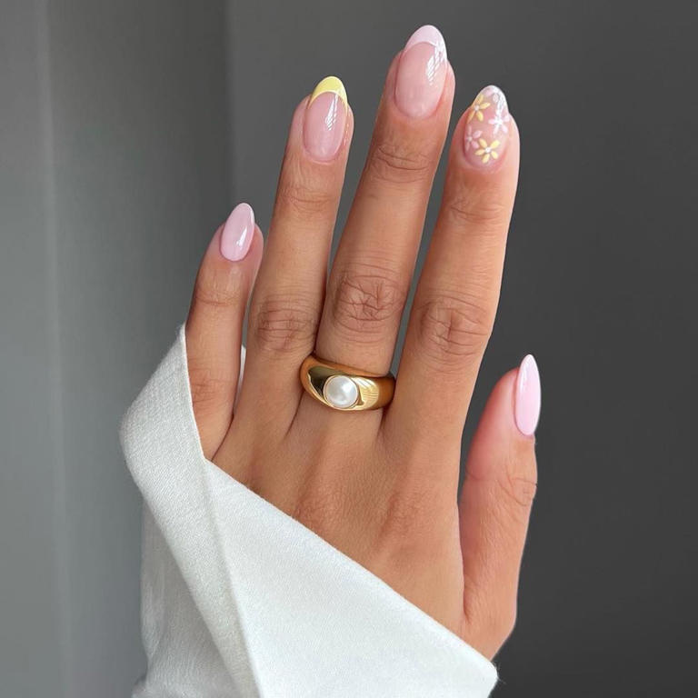 Flower nail art is summer's cutest nail trend—27 designs I've saved