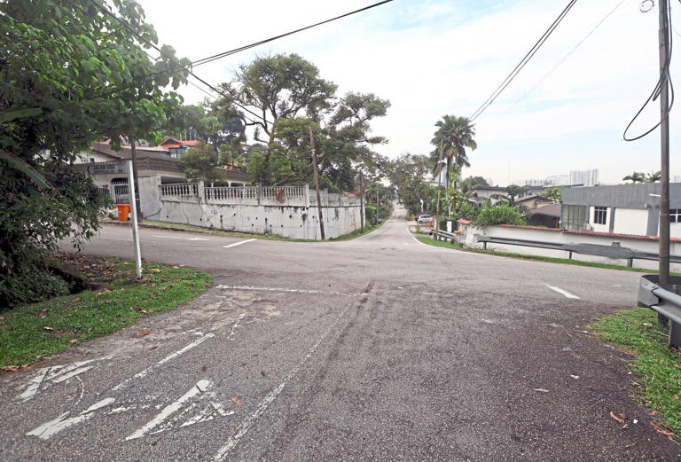 Faint road markings fuel motorist woes