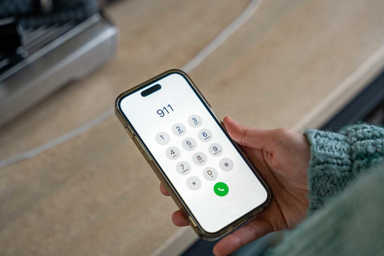 Des Moines warns some 911 calls won’t connect