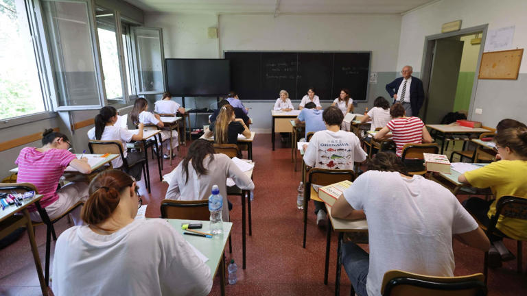 Maturità 2026, alle porte della prima prova: da Montale a Seneca, i ...