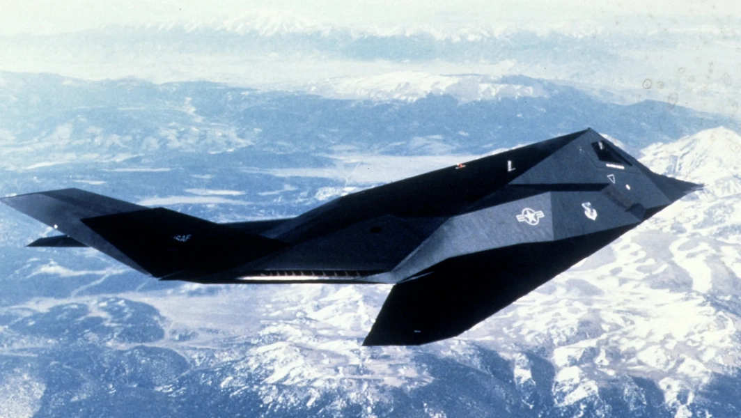 10 iconic military aircraft camouflage and stealth designs