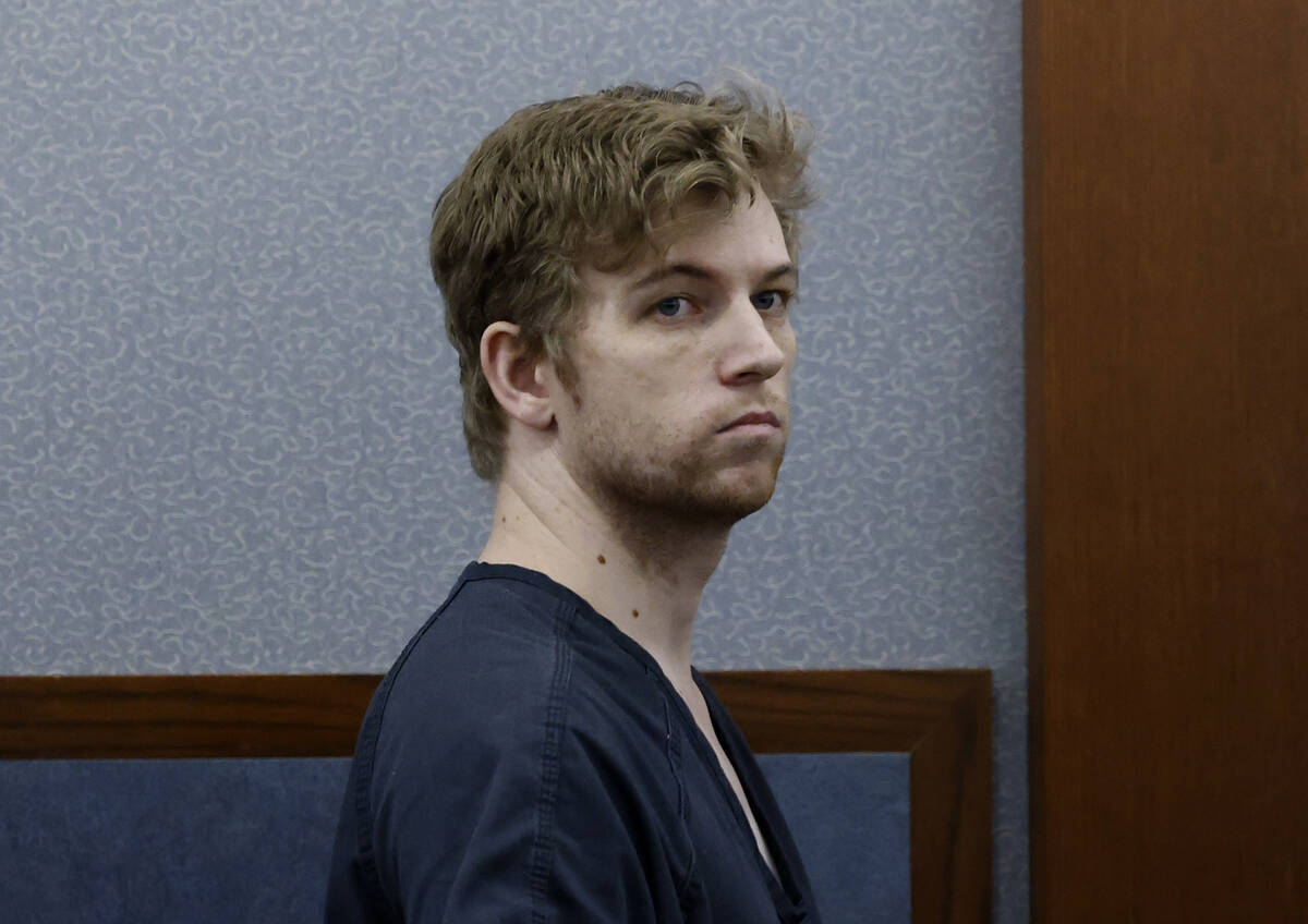 Bail set at $500K for volleyball coach. Prosecutors say he sexually ...