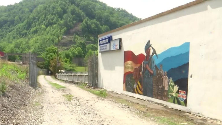 West Virginia murals celebrate America’s 250th anniversary