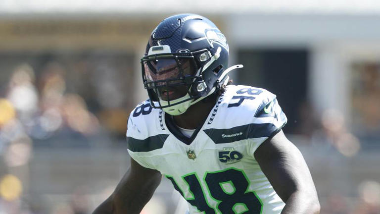 Seahawks LB Tyrice Knight needs to battle back in 2026