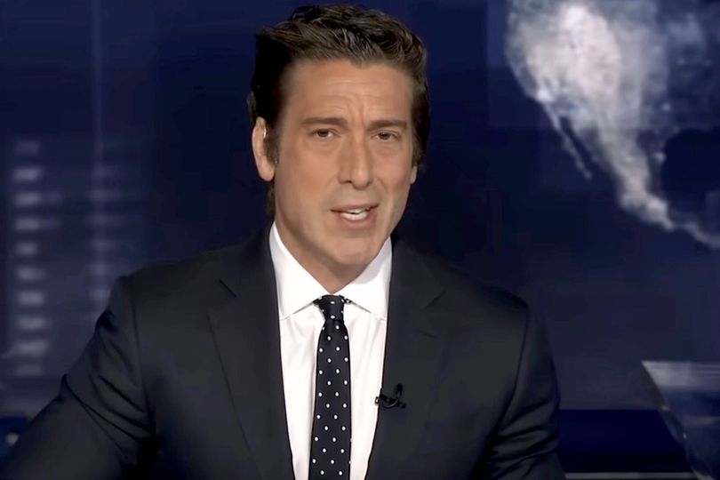 David Muir gives four-word take on rowdy celebrations after Knicks win ...
