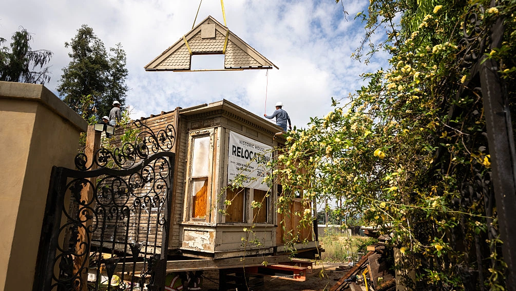 Transforming abandoned houses into comfortable, sustainable homes