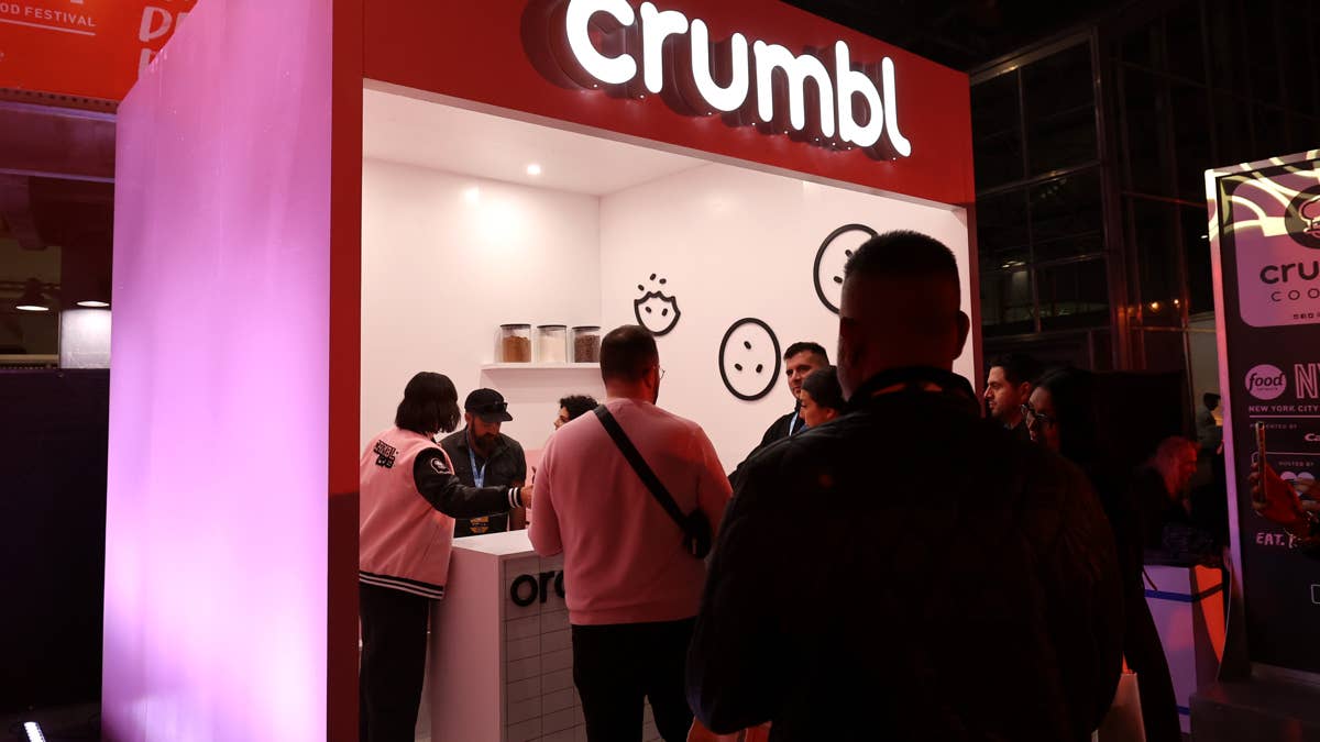 Crumbl launches new Father’s Day cookie flavors including root beer float