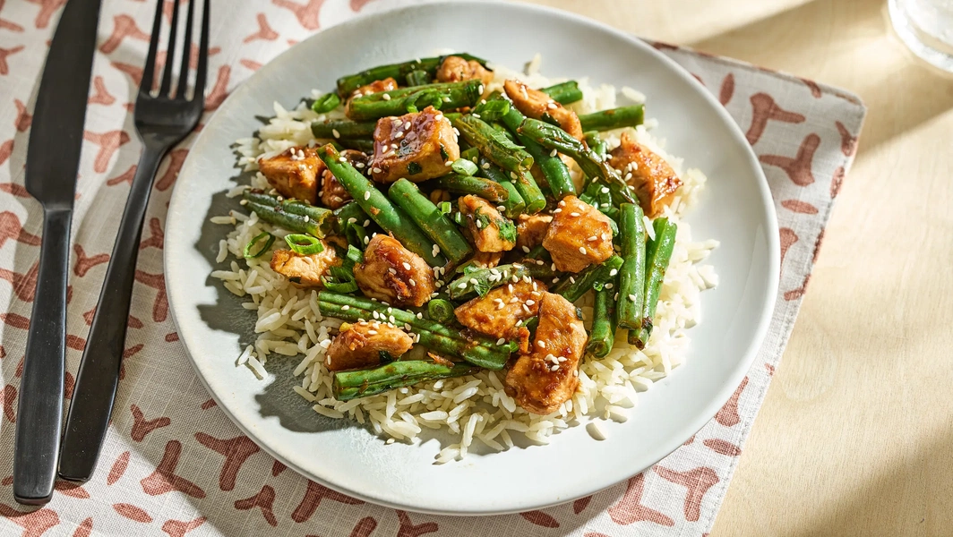Weeknight chicken dinners made simple and satisfying