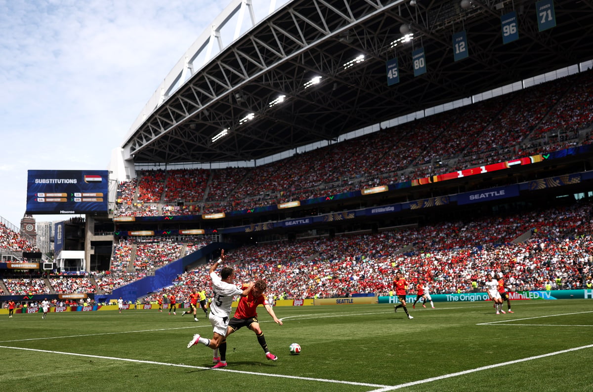 Belgium 1-1 Egypt: Red Devils held after frantic finish - Live