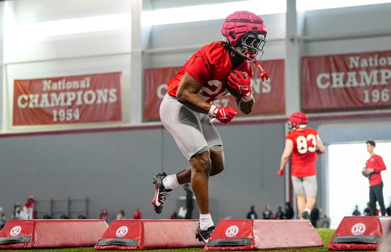 Shane Beamer says Sam Williams-Dixon dismissed from South Carolina ...