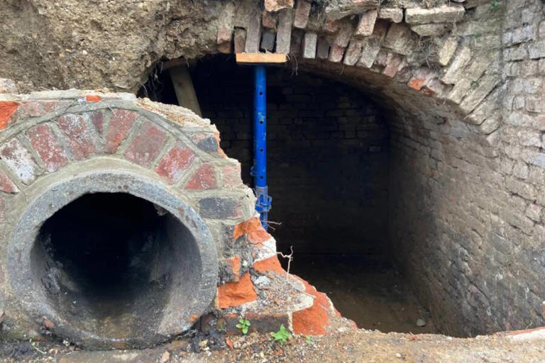 Hidden tunnels linked to the lavish country estate of King Henry VIII ...