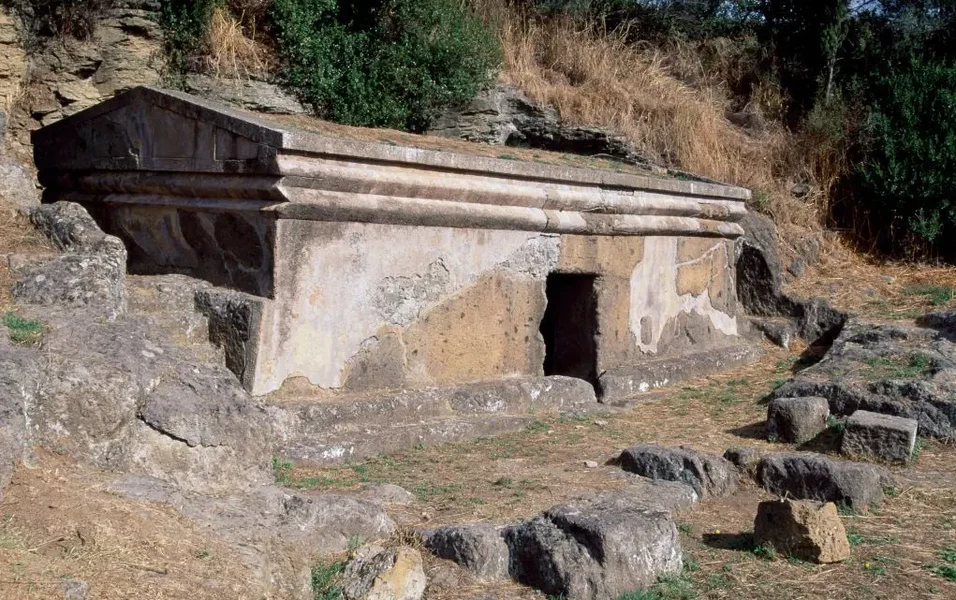 Ancient discoveries shed light on past collapses and modern risks