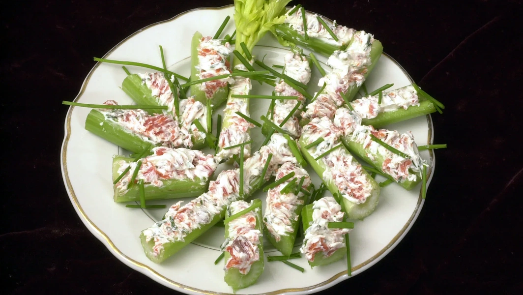 8 iconic and unusual foods of the 1970s
