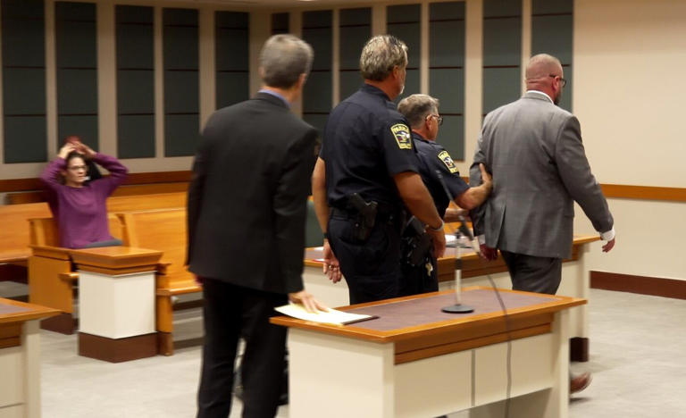 Former Brooklyn police sergeant sentenced to jail for assaulting ...