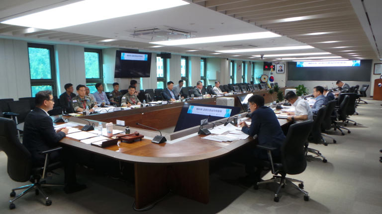 KF-21 전투기, 최초형식인증 획득… 국가가 비행안전성 '공식 인정'