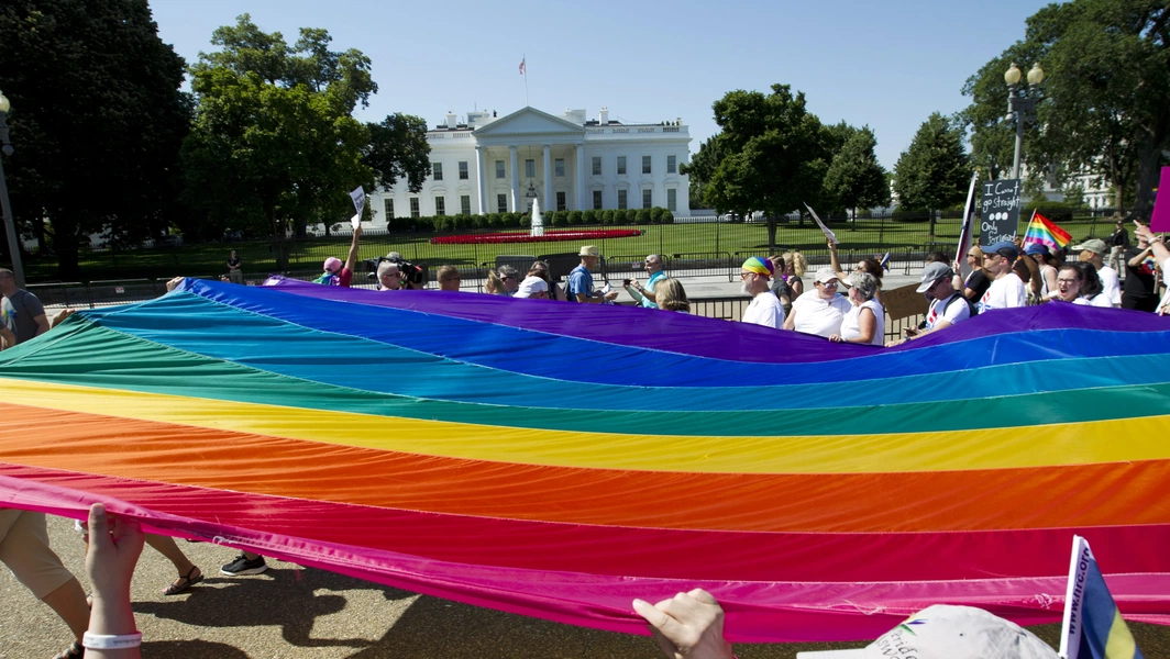 Rainbow appears after Trump name removed from Kennedy Center