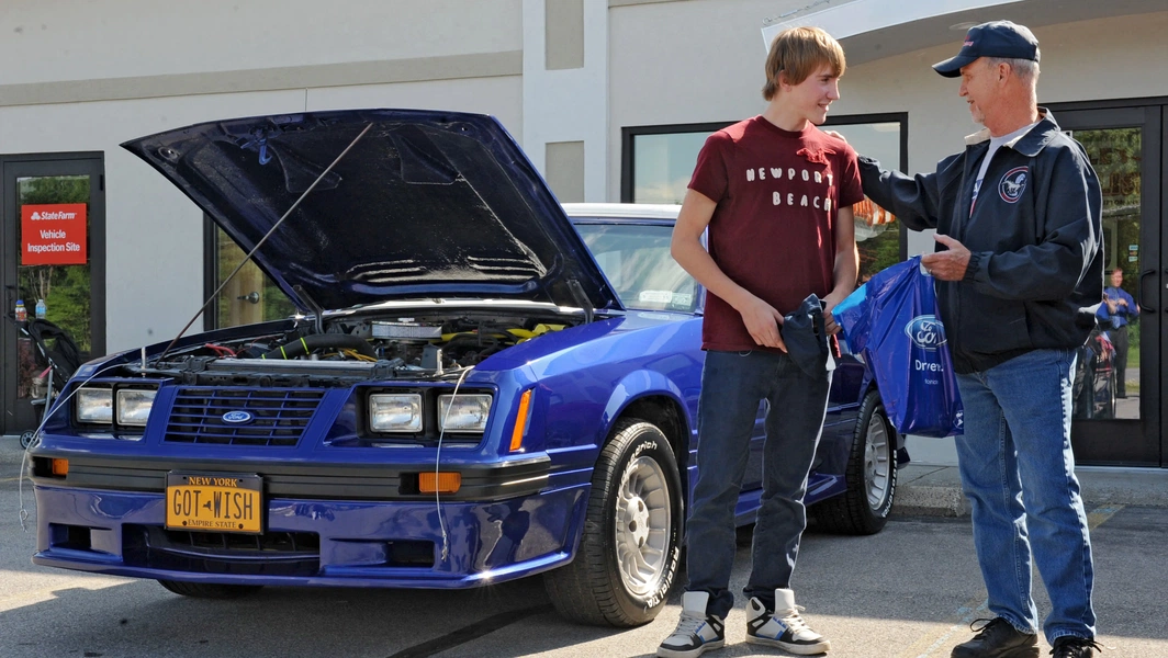 15 classic and modern cars losing market value