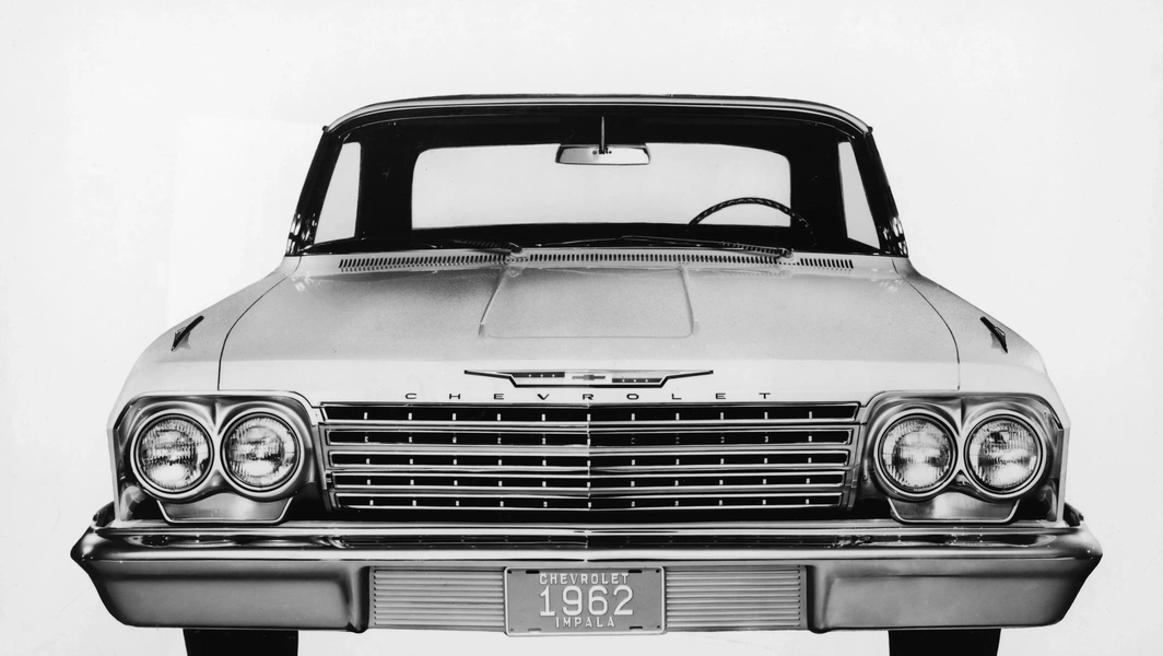 4 rock musicians and their classic cars
