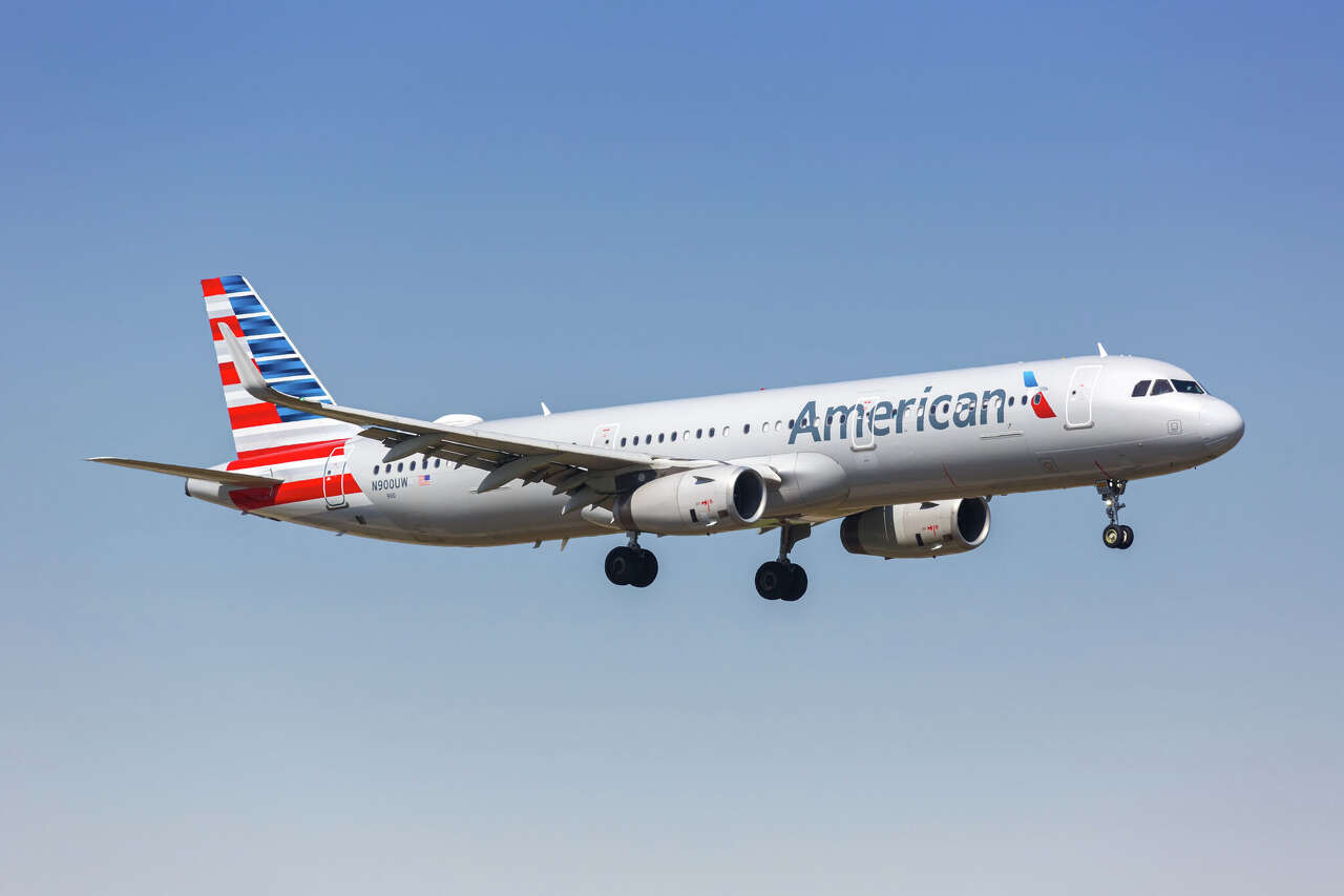 American Airlines pilots locked out of cockpit before Dallas flight