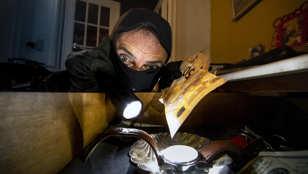 6 best and worst places to hide valuables