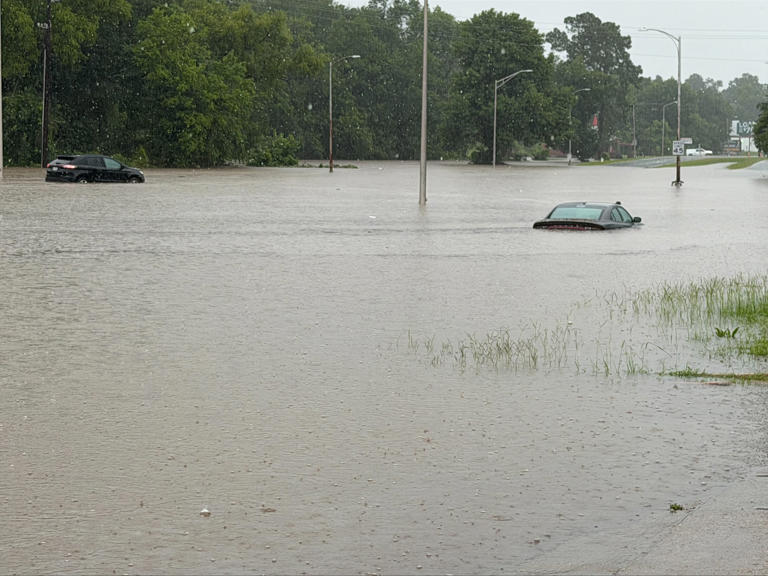 Flash flooding inundates east Texas, Shreveport-Bossier as heavy rain ...