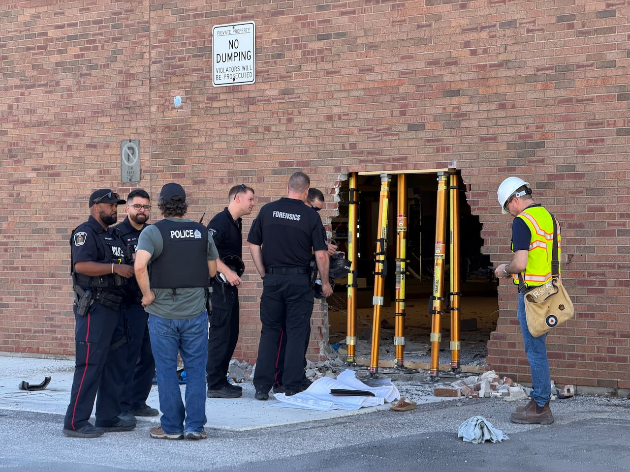 Woman charged after car crashed into fitness studio in London, Ont ...