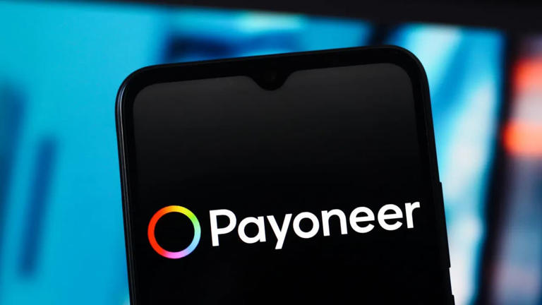 PAYO stock near one-year high — Nuvei agrees to buy Payoneer Global in ...