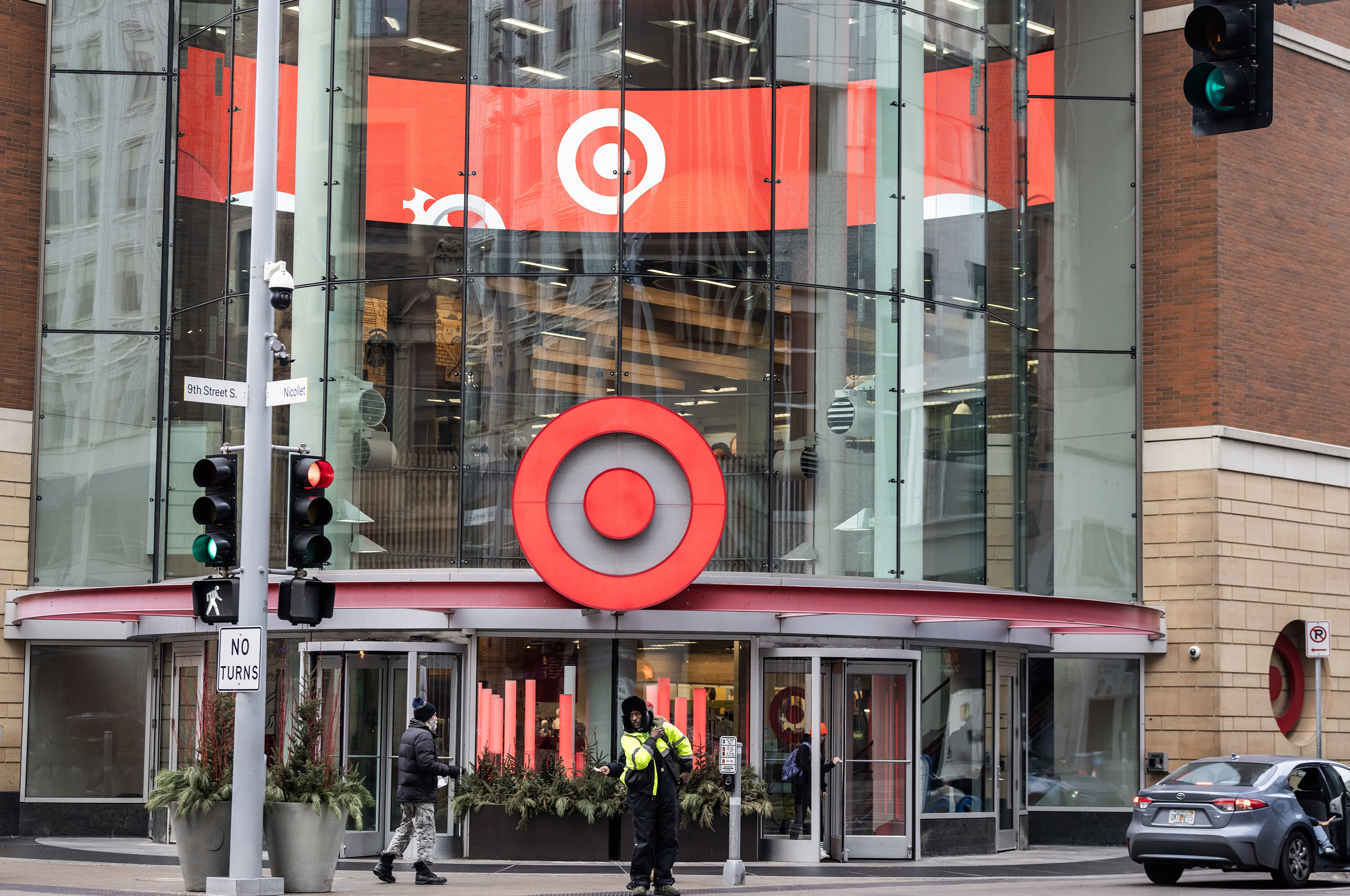 Target names Isaac Mizrahi to design role